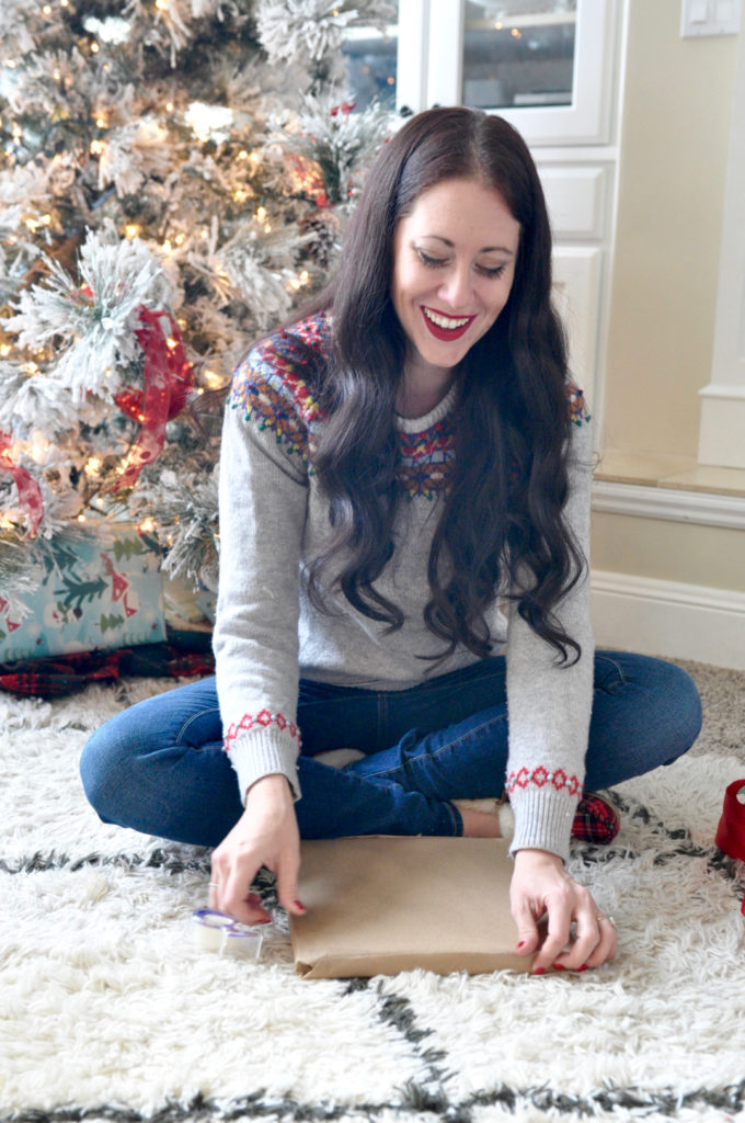 How To Wrap The Perfect Present | A Crafty Fox